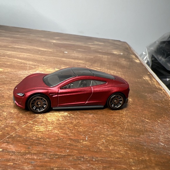 Match | Toys | Matchbox 220 Tesla Roadster Electric Red Sports Car 64 ...